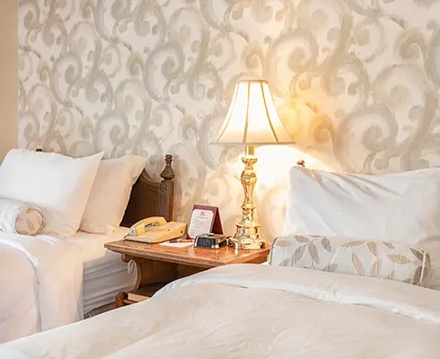 Guest Rooms at the Metropolitan Club